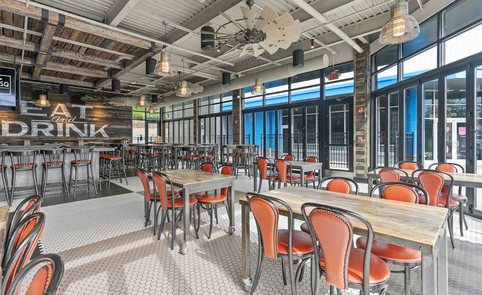 Cranston, Ri - Tavern in the Square