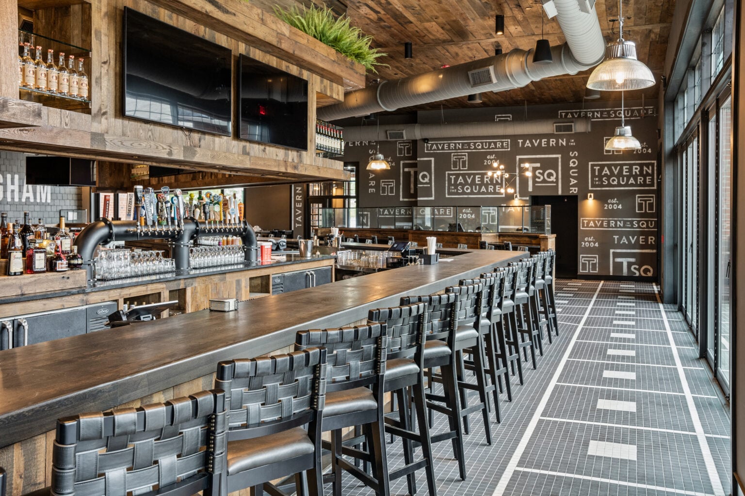 Braintree, MA - Tavern in the Square